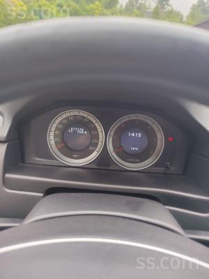 Pelēks Volvo V70 2013 Rīga, ar dzinēja tilpumu 2.00 L un nobraukumu 277 tūkst. km par 6800 €, foto 3 vietnē AUTOMOTO.COM.LV