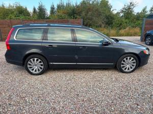 Pelēks Volvo V70 2013 Klaipėda, ar dzinēja tilpumu 2.00 L un nobraukumu 265 tūkst. km par 5700 €, foto 9 vietnē AUTOMOTO.COM.LV
