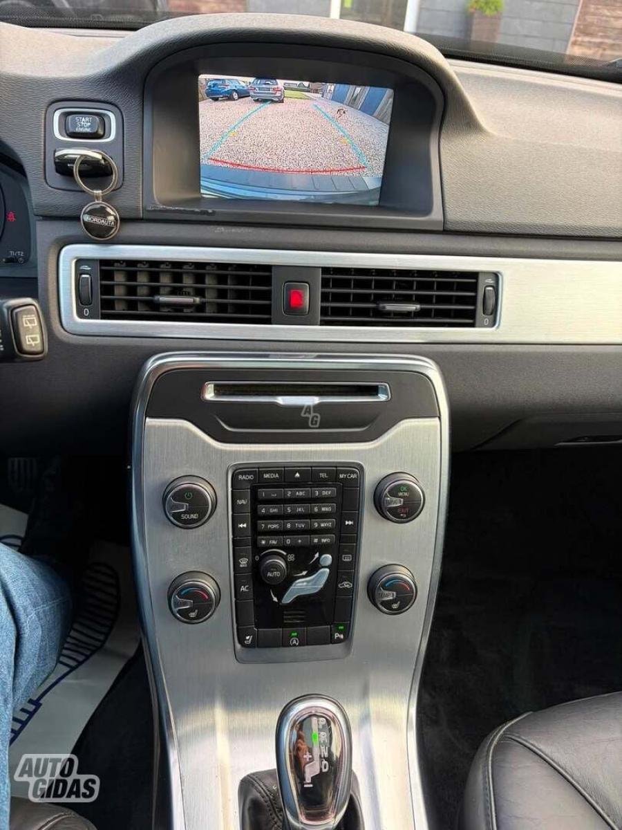 Pelēks Volvo V70 2013 Klaipėda, ar dzinēja tilpumu 2.00 L un nobraukumu 265 tūkst. km par 5700 €, foto 13 vietnē AUTOMOTO.COM.LV