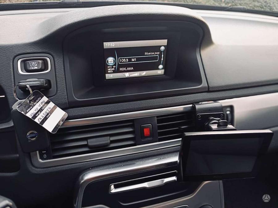 Pelēks Volvo V70 2013 Utena, ar dzinēja tilpumu 1.98 L un nobraukumu 419 tūkst. km par 5950 €, foto 11 vietnē AUTOMOTO.COM.LV