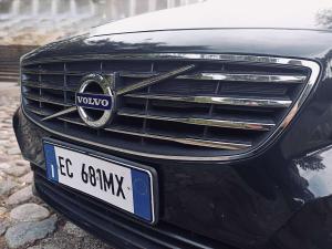 Pelēks Volvo V70 2013 Utena, ar dzinēja tilpumu 1.98 L un nobraukumu 419 tūkst. km par 5950 €, foto 22 vietnē AUTOMOTO.COM.LV