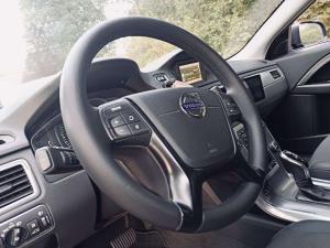 Pelēks Volvo V70 2013 Utena, ar dzinēja tilpumu 1.98 L un nobraukumu 419 tūkst. km par 5950 €, foto 38 vietnē AUTOMOTO.COM.LV