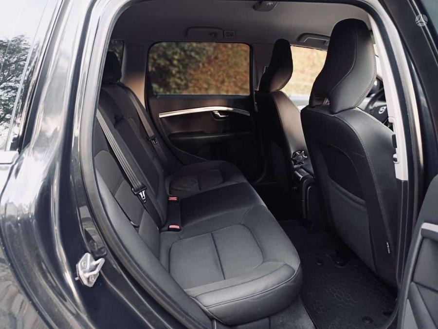 Pelēks Volvo V70 2013 Utena, ar dzinēja tilpumu 1.98 L un nobraukumu 419 tūkst. km par 5950 €, foto 40 vietnē AUTOMOTO.COM.LV