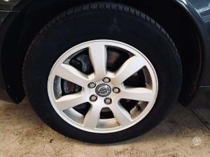 Pelēks Volvo V70 2013 Utena, ar dzinēja tilpumu 1.98 L un nobraukumu 419 tūkst. km par 5950 €, foto 48 vietnē AUTOMOTO.COM.LV