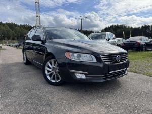Pelēks Volvo V70 2013 Viļņa, ar dzinēja tilpumu 1.56 L un nobraukumu 297 tūkst. km par 6200 €, foto  vietnē AUTOMOTO.COM.LV