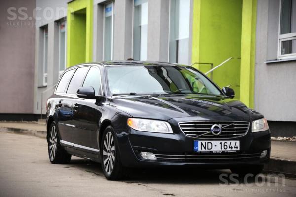 Grey Volvo V70 2014 in Riga, with an engine capacity of 1.60 L and mileage of 0 thousand km for 3800 €, photo 4 on AUTOMOTO.COM.LV