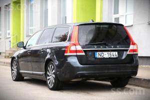 Grey Volvo V70 2014 in Riga, with an engine capacity of 1.60 L and mileage of 0 thousand km for 3800 €, photo 5 on AUTOMOTO.COM.LV