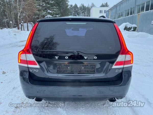 Grey Volvo V70 2014 in Tallinn, with an engine capacity of 2.00 L and mileage of 294 thousand km for 7950 €, photo 5 on AUTOMOTO.COM.LV
