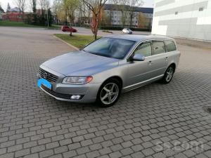 Pelēks Volvo V70 2014 Jelgava, ar dzinēja tilpumu 2.00 L un nobraukumu 310 tūkst. km par 7200 €, foto  vietnē AUTOMOTO.COM.LV