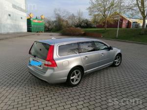 Pelēks Volvo V70 2014 Jelgava, ar dzinēja tilpumu 2.00 L un nobraukumu 310 tūkst. km par 7200 €, foto 3 vietnē AUTOMOTO.COM.LV