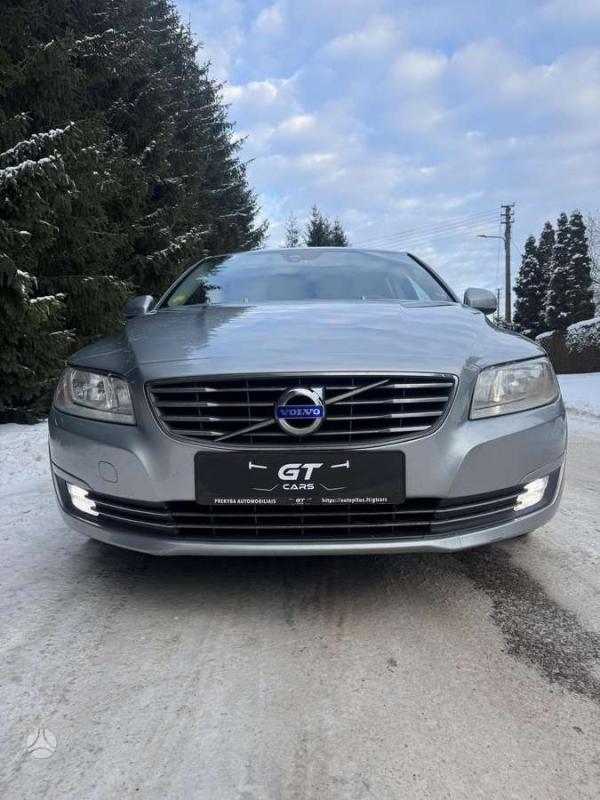 Pelēks Volvo V70 2014 Alīta, ar dzinēja tilpumu 1.98 L un nobraukumu 249 tūkst. km par 5499 €, foto 2 vietnē AUTOMOTO.COM.LV