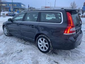 Grey Volvo V70 2014 in Kaunas, with an engine capacity of 1.97 L and mileage of 259 thousand km for 5650 €, photo 15 on AUTOMOTO.COM.LV