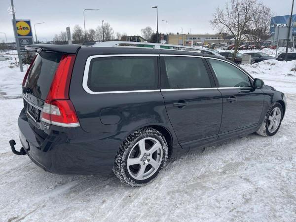 Pelēks Volvo V70 2014 Kauņa, ar dzinēja tilpumu 1.56 L un nobraukumu 246 tūkst. km par 6250 €, foto 6 vietnē AUTOMOTO.COM.LV