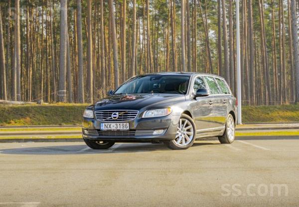 Grey Volvo V70 2014 in Riga, with an engine capacity of 2.00 L and mileage of 180 thousand km for 6390 €, photo 4 on AUTOMOTO.COM.LV