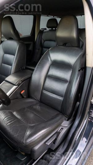 Pelēks Volvo V70 2014 Rīga, ar dzinēja tilpumu 2.00 L un nobraukumu 180 tūkst. km par 6390 €, foto 23 vietnē AUTOMOTO.COM.LV