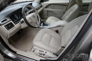 Grey Volvo V70 2014 in Riga, with an engine capacity of 2.00 L and mileage of 263 thousand km for 6990 €, photo 7 on AUTOMOTO.COM.LV