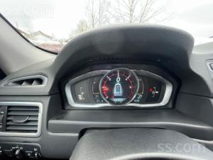 Grey Volvo V70 2014 in Riga, with an engine capacity of 2.00 L and mileage of 300 thousand km for 6700 €, photo 21 on AUTOMOTO.COM.LV