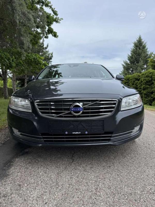 Pelēks Volvo V70 2014 Alīta, ar dzinēja tilpumu 2.00 L un nobraukumu 267 tūkst. km par 5900 €, foto 3 vietnē AUTOMOTO.COM.LV