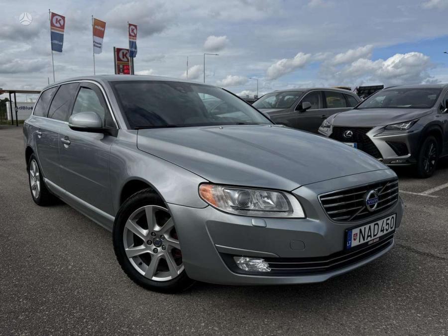 Grey Volvo V70 2014 in Vilnius, with an engine capacity of 1.97 L and mileage of 317 thousand km for 5490 €, photo 11 on AUTOMOTO.COM.LV