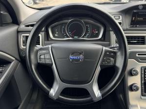 Grey Volvo V70 2014 in Vilnius, with an engine capacity of 1.97 L and mileage of 317 thousand km for 5490 €, photo 23 on AUTOMOTO.COM.LV