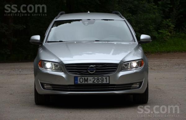 Pelēks Volvo V70 2014 Rīga, ar dzinēja tilpumu 2.00 L un nobraukumu 335 tūkst. km par 7790 €, foto 5 vietnē AUTOMOTO.COM.LV