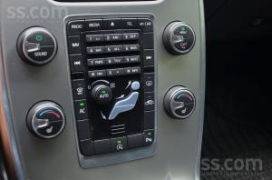 Grey Volvo V70 2014 in Riga, with an engine capacity of 2.00 L and mileage of 335 thousand km for 7790 €, photo 17 on AUTOMOTO.COM.LV