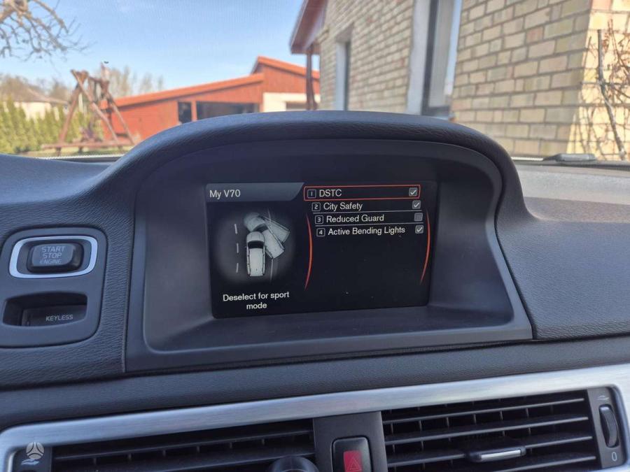 Grey Volvo V70 2014 in Joniskis, with an engine capacity of 1.98 L and mileage of 332 thousand km for 6700 €, photo 13 on AUTOMOTO.COM.LV