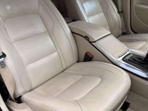 Grey Volvo V70 2014 in Vilnius, with an engine capacity of 1.97 L and mileage of 291 thousand km for 6490 €, photo 14 on AUTOMOTO.COM.LV