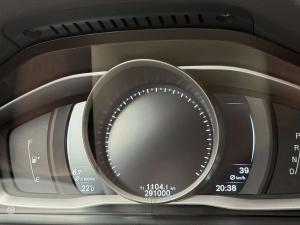 Grey Volvo V70 2014 in Vilnius, with an engine capacity of 1.97 L and mileage of 291 thousand km for 6490 €, photo 19 on AUTOMOTO.COM.LV