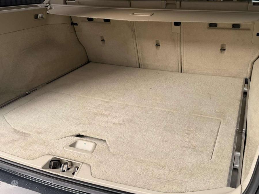 Grey Volvo V70 2014 in Vilnius, with an engine capacity of 1.97 L and mileage of 291 thousand km for 6490 €, photo 25 on AUTOMOTO.COM.LV