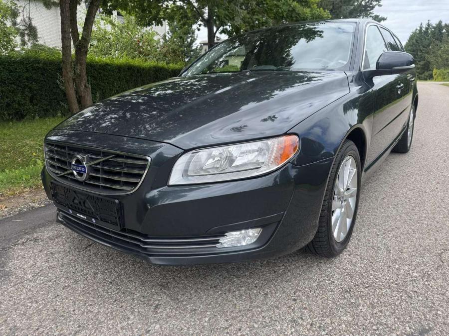 Grey Volvo V70 2014 in Alytus, with an engine capacity of 1.98 L and mileage of 265 thousand km for 6200 €, photo 5 on AUTOMOTO.COM.LV