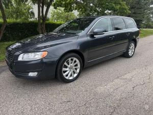 Grey Volvo V70 2014 in Alytus, with an engine capacity of 1.98 L and mileage of 265 thousand km for 6200 €, photo 6 on AUTOMOTO.COM.LV