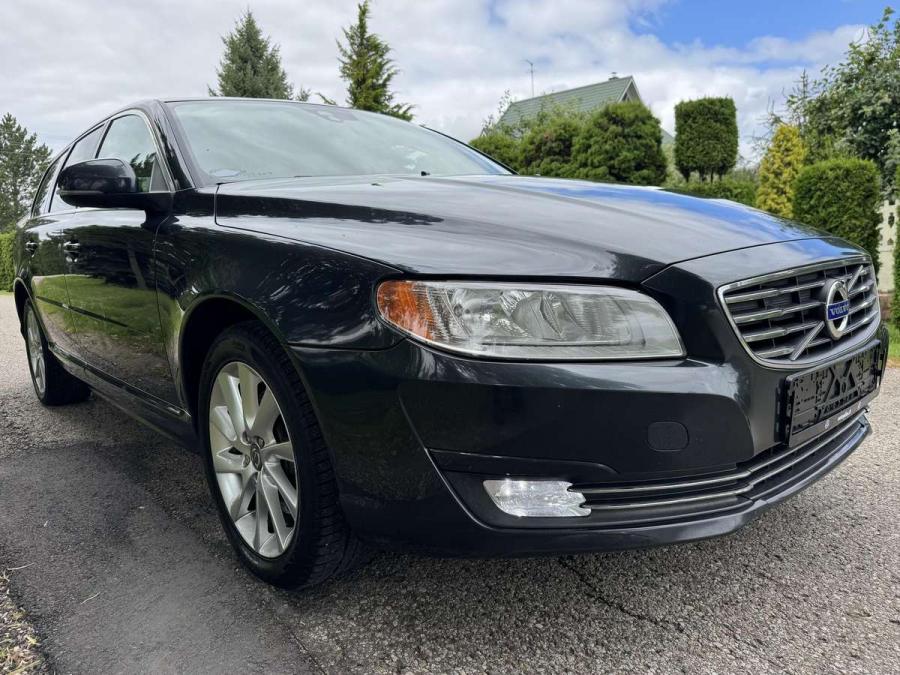 Grey Volvo V70 2014 in Alytus, with an engine capacity of 1.98 L and mileage of 265 thousand km for 6200 €, photo 12 on AUTOMOTO.COM.LV