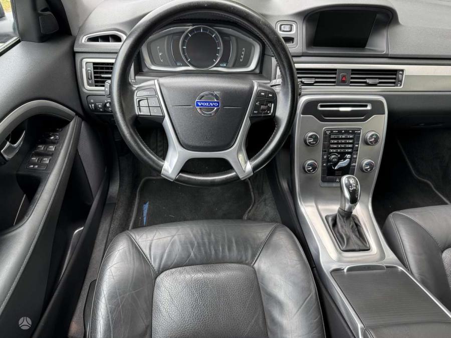 Grey Volvo V70 2014 in Alytus, with an engine capacity of 1.98 L and mileage of 265 thousand km for 6200 €, photo 14 on AUTOMOTO.COM.LV