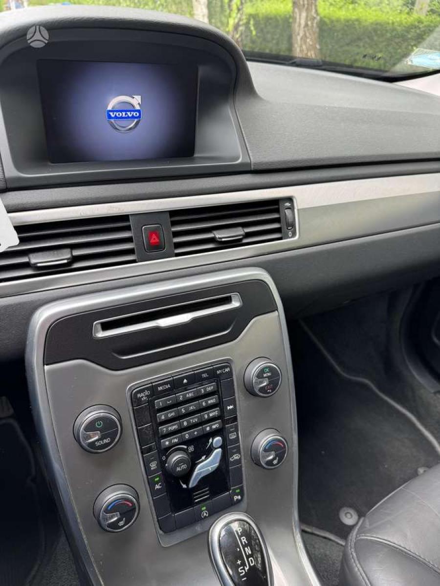 Grey Volvo V70 2014 in Alytus, with an engine capacity of 1.98 L and mileage of 265 thousand km for 6200 €, photo 20 on AUTOMOTO.COM.LV