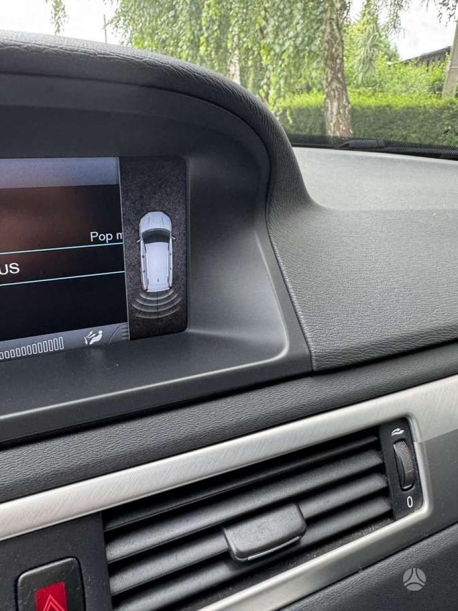 Grey Volvo V70 2014 in Alytus, with an engine capacity of 1.98 L and mileage of 265 thousand km for 6200 €, photo 21 on AUTOMOTO.COM.LV