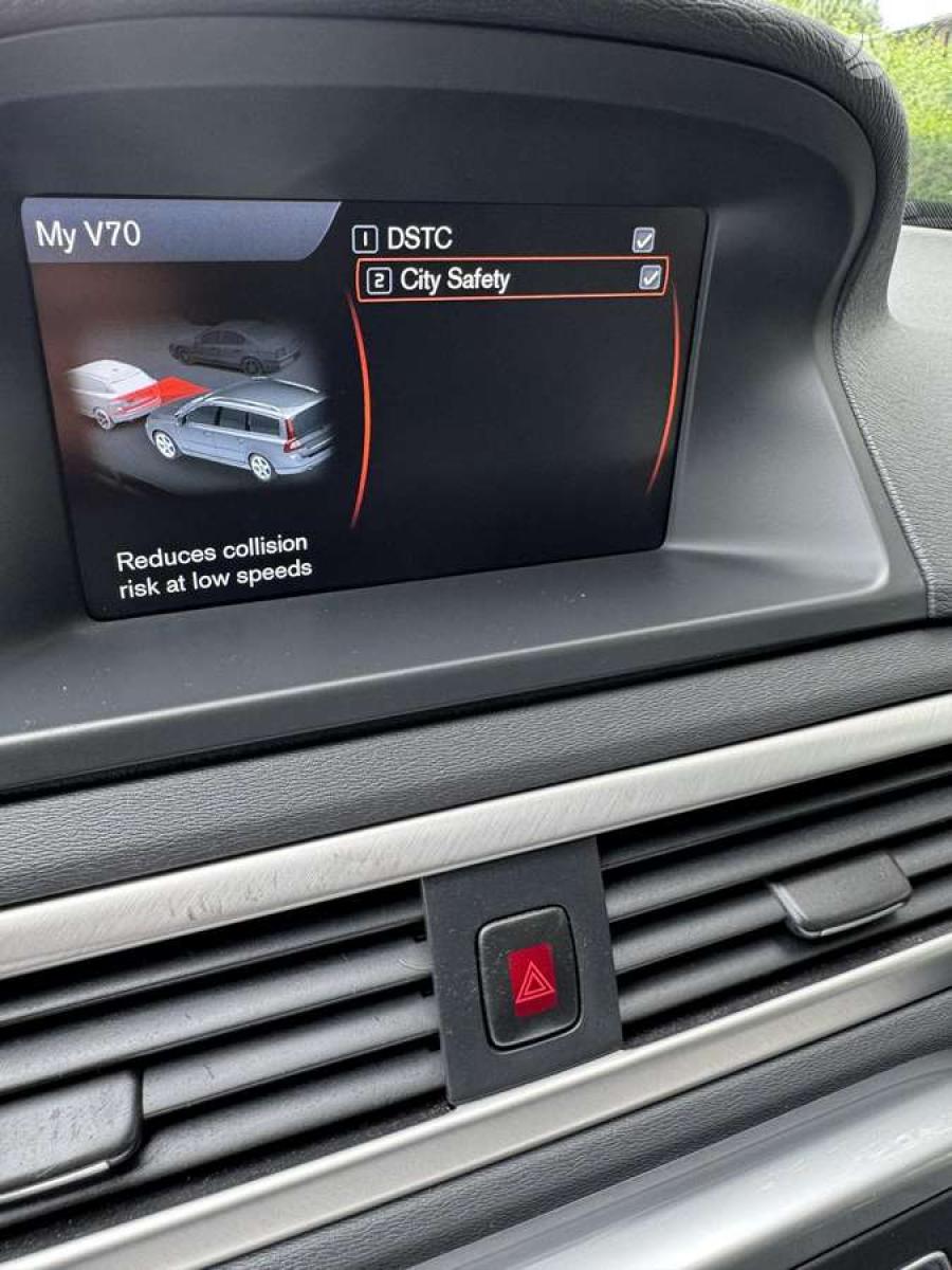 Grey Volvo V70 2014 in Alytus, with an engine capacity of 1.98 L and mileage of 265 thousand km for 6200 €, photo 24 on AUTOMOTO.COM.LV