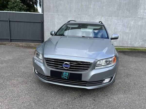 Grey Volvo V70 2014 in Liepaja, with an engine capacity of 1.60 L and mileage of 265 thousand km for 6250 €, photo 1 on AUTOMOTO.COM.LV