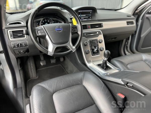 Grey Volvo V70 2014 in Liepaja, with an engine capacity of 1.60 L and mileage of 265 thousand km for 6250 €, photo 6 on AUTOMOTO.COM.LV