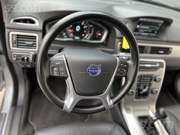 Grey Volvo V70 2014 in Liepaja, with an engine capacity of 1.60 L and mileage of 265 thousand km for 6250 €, photo 9 on AUTOMOTO.COM.LV
