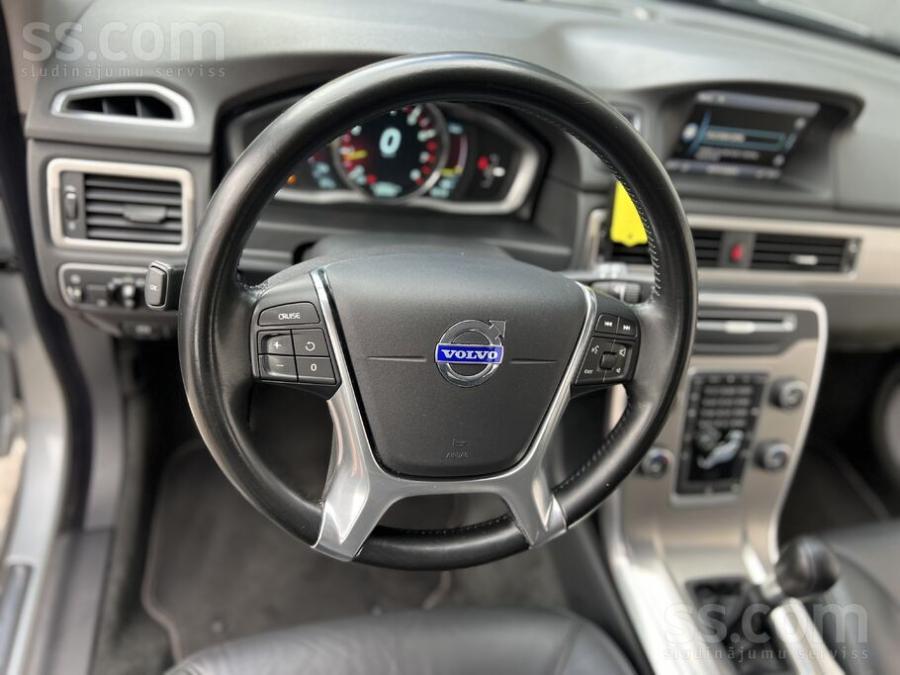 Grey Volvo V70 2014 in Liepaja, with an engine capacity of 1.60 L and mileage of 265 thousand km for 6250 €, photo 10 on AUTOMOTO.COM.LV