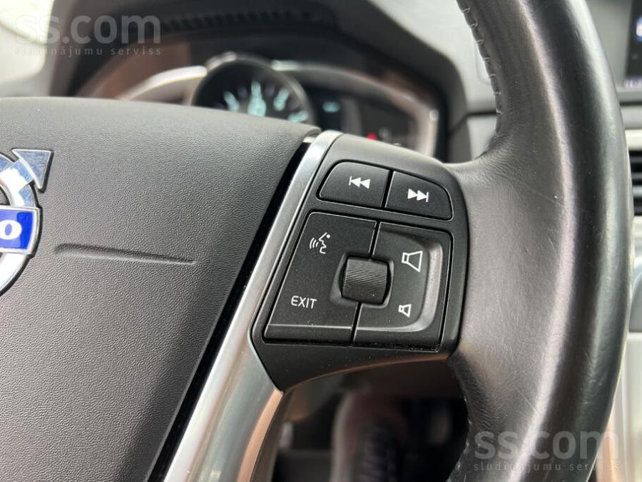 Grey Volvo V70 2014 in Liepaja, with an engine capacity of 1.60 L and mileage of 265 thousand km for 6250 €, photo 23 on AUTOMOTO.COM.LV