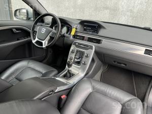 Grey Volvo V70 2014 in Liepaja, with an engine capacity of 1.60 L and mileage of 265 thousand km for 6250 €, photo 12 on AUTOMOTO.COM.LV