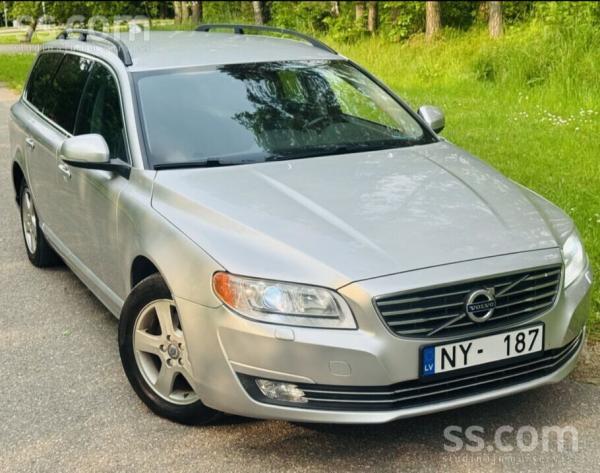 Pelēks Volvo V70 2014 Rīga, ar dzinēja tilpumu 2.00 L un nobraukumu 250 tūkst. km par 5900 €, foto 1 vietnē AUTOMOTO.COM.LV