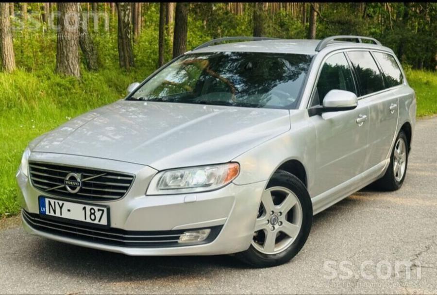 Grey Volvo V70 2014 in Riga, with an engine capacity of 2.00 L and mileage of 250 thousand km for 5900 €, photo 3 on AUTOMOTO.COM.LV