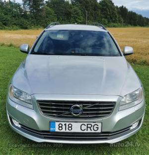 Pelēks Volvo V70 2014 Narva, ar dzinēja tilpumu 2.00 L un nobraukumu 398 tūkst. km par 6500 €, foto  vietnē AUTOMOTO.COM.LV