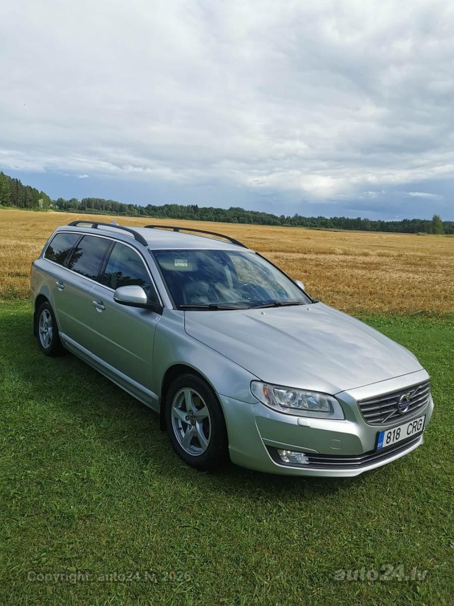 Pelēks Volvo V70 2014 Narva, ar dzinēja tilpumu 2.00 L un nobraukumu 398 tūkst. km par 6500 €, foto 6 vietnē AUTOMOTO.COM.LV