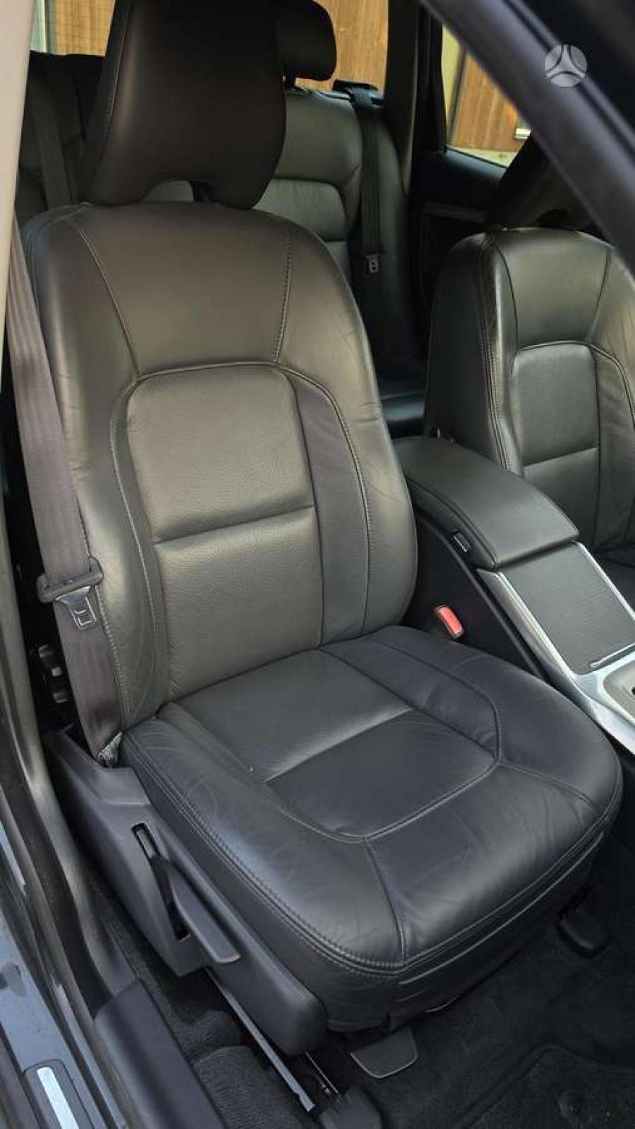 Pelēks Volvo V70 2014 Raseiniai, ar dzinēja tilpumu 1.97 L un nobraukumu 221 tūkst. km par 7279 €, foto 18 vietnē AUTOMOTO.COM.LV