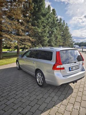 Pelēks Volvo V70 2014 Jelgava, ar dzinēja tilpumu 2.00 L un nobraukumu 266 tūkst. km par 8170 €, foto 5 vietnē AUTOMOTO.COM.LV