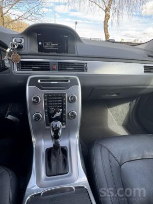 Pelēks Volvo V70 2014 Jelgava, ar dzinēja tilpumu 2.00 L un nobraukumu 266 tūkst. km par 8170 €, foto 10 vietnē AUTOMOTO.COM.LV